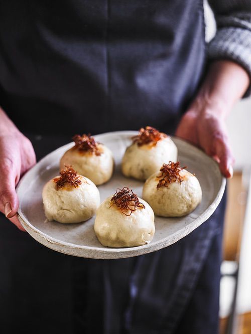 Pulled Pork Steamed Buns Recipe | Everdure by Heston – Everdure Outdoor Appliances